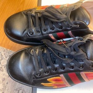Gucci | Shoes | Gucci Ace Flame Black Leather Sneakers Mens Size 1 ...